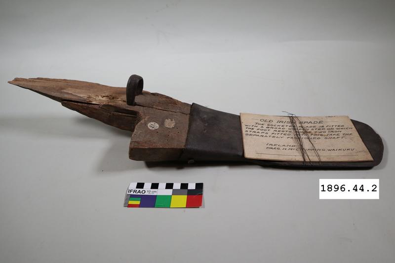 Spade: Irish - Canterbury Museum