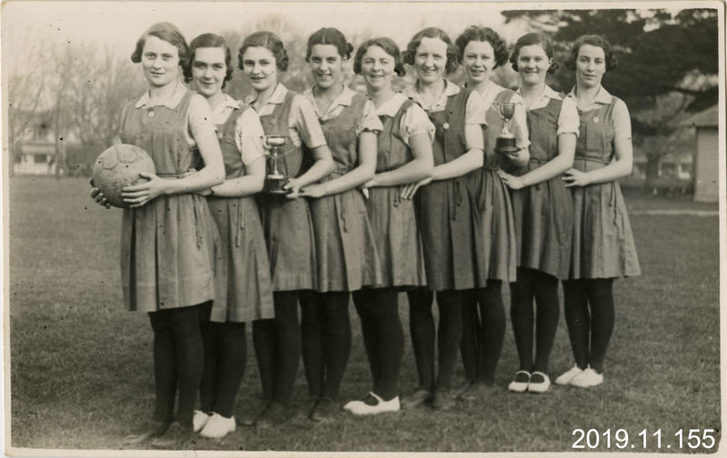 Photograph: Girls' Netball Team - Canterbury Museum