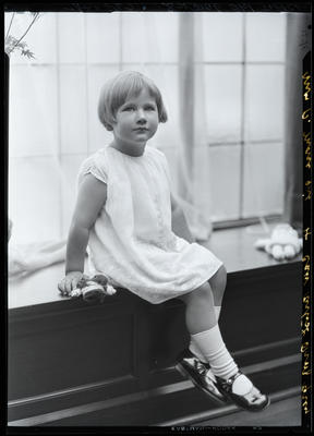 Film Negative: Mrs P Moore's daughter - Canterbury Museum