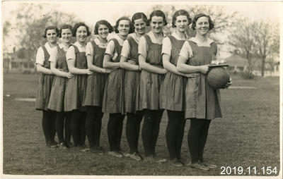 Photograph: Girls' Netball Team - Canterbury Museum