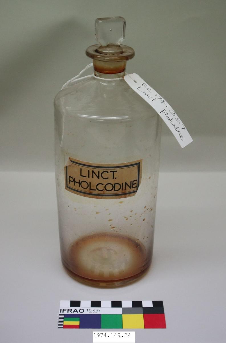 Bottle: Linct Pholocodine - Canterbury Museum