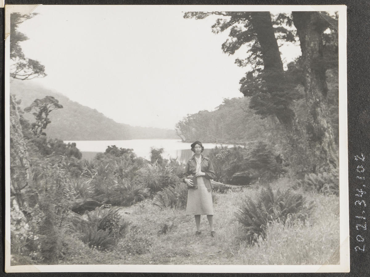 Photograph: Lake Howden - Canterbury Museum