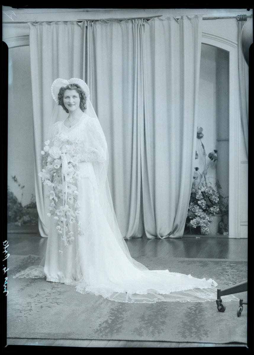 Film Negative: Mrs G Pyke, bride - Canterbury Museum
