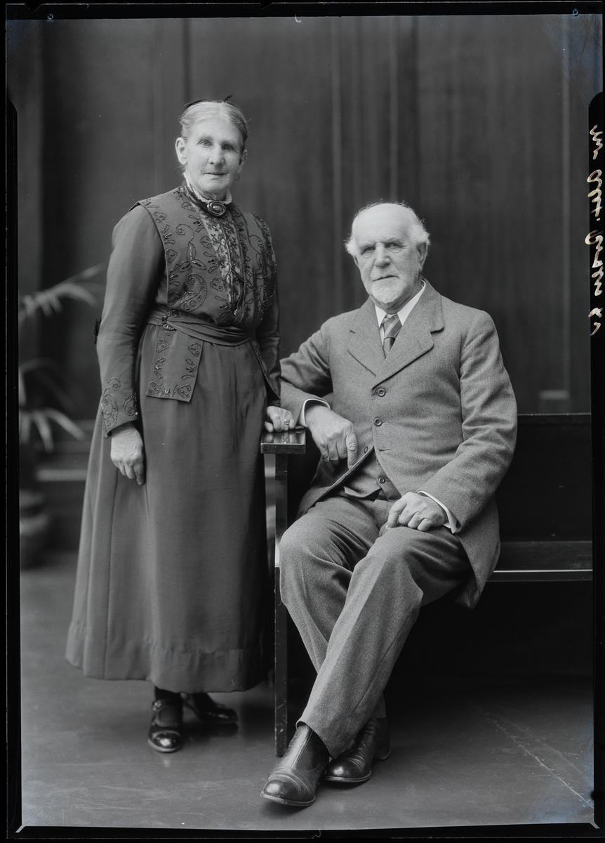 Film Negative: Mr and Mrs Alex Rogers - Canterbury Museum