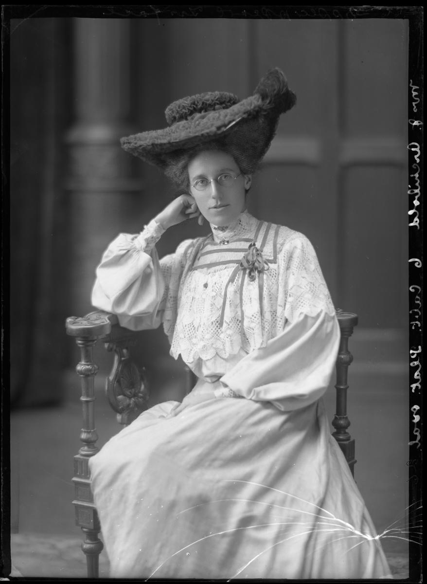 Glass Plate Negative: Mrs J Archibold - Canterbury Museum