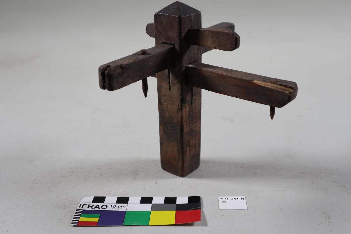 Compass: Marking Gauge - Canterbury Museum