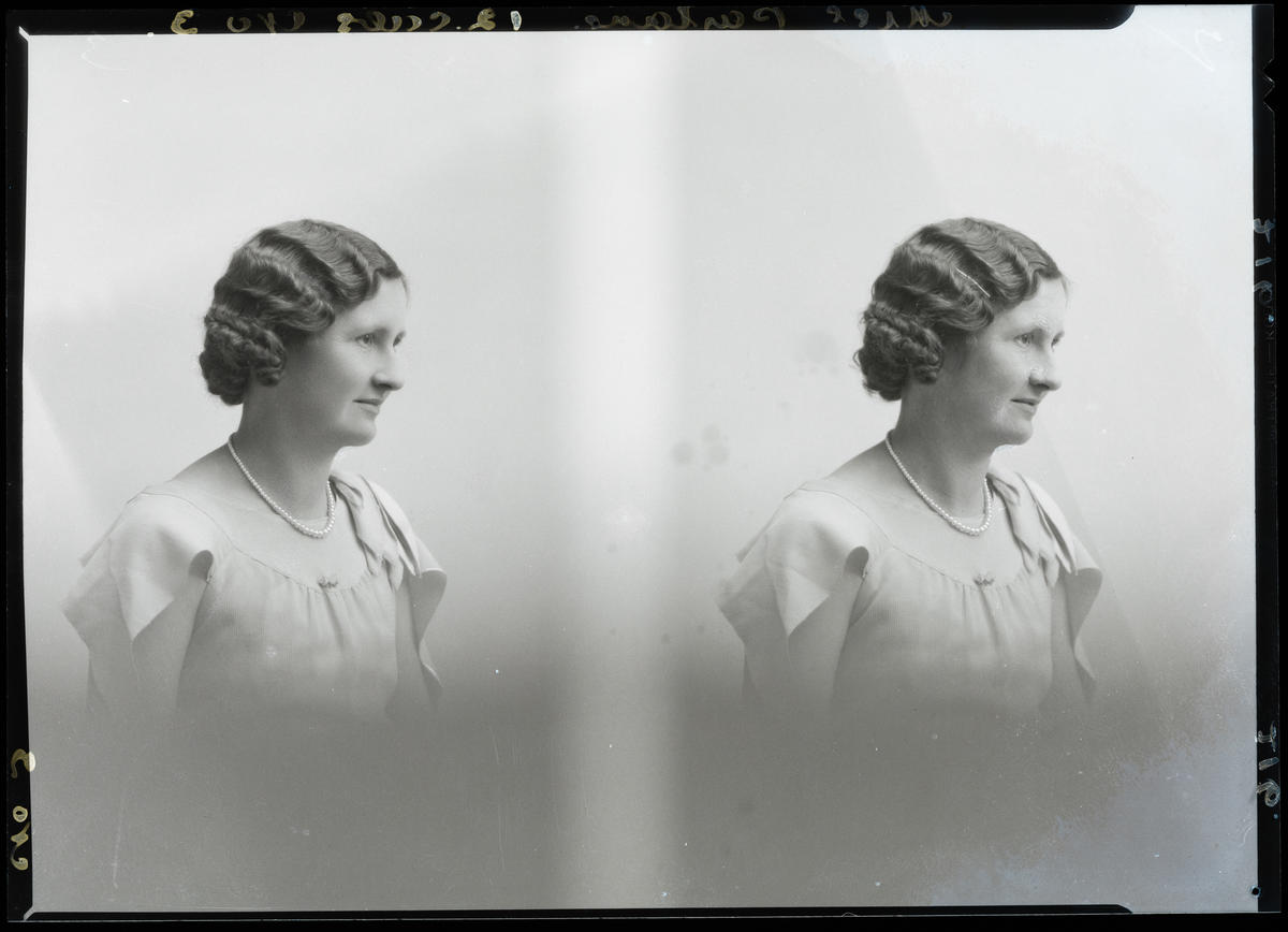 Film Negative: Miss Parlane (twin negative) - Canterbury Museum