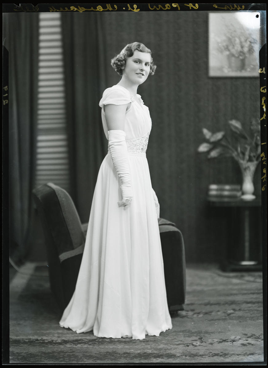 Film Negative: Miss A Parr - Canterbury Museum