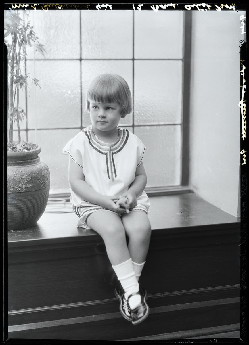 Film Negative: Miss E Rutherford's daughter - Canterbury Museum
