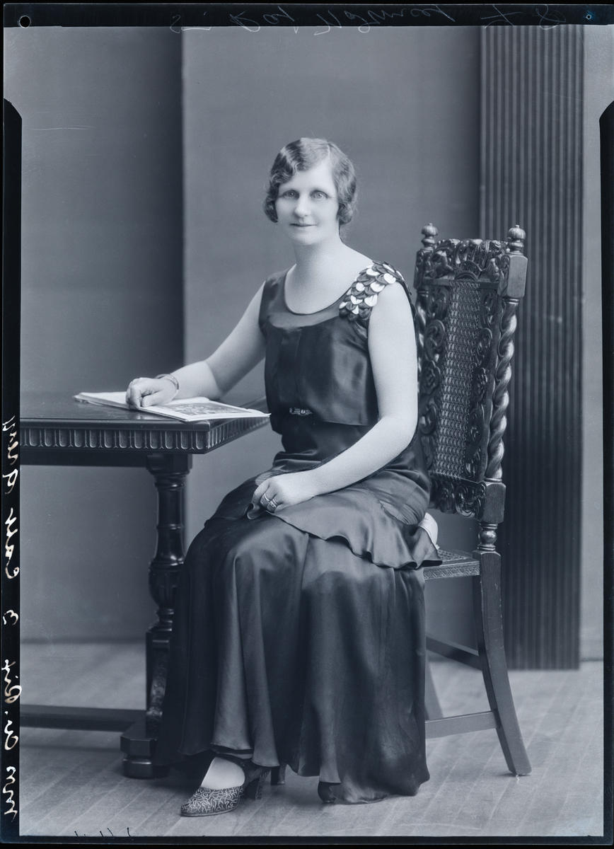 Film Negative: Mrs A Rix - Canterbury Museum