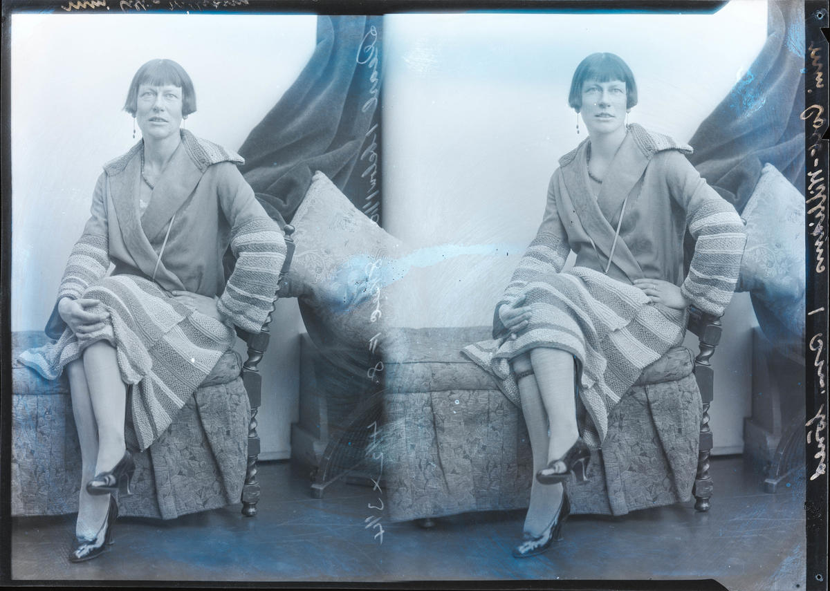 Film Negative: Miss Williams-Colt (twin negative) - Canterbury Museum