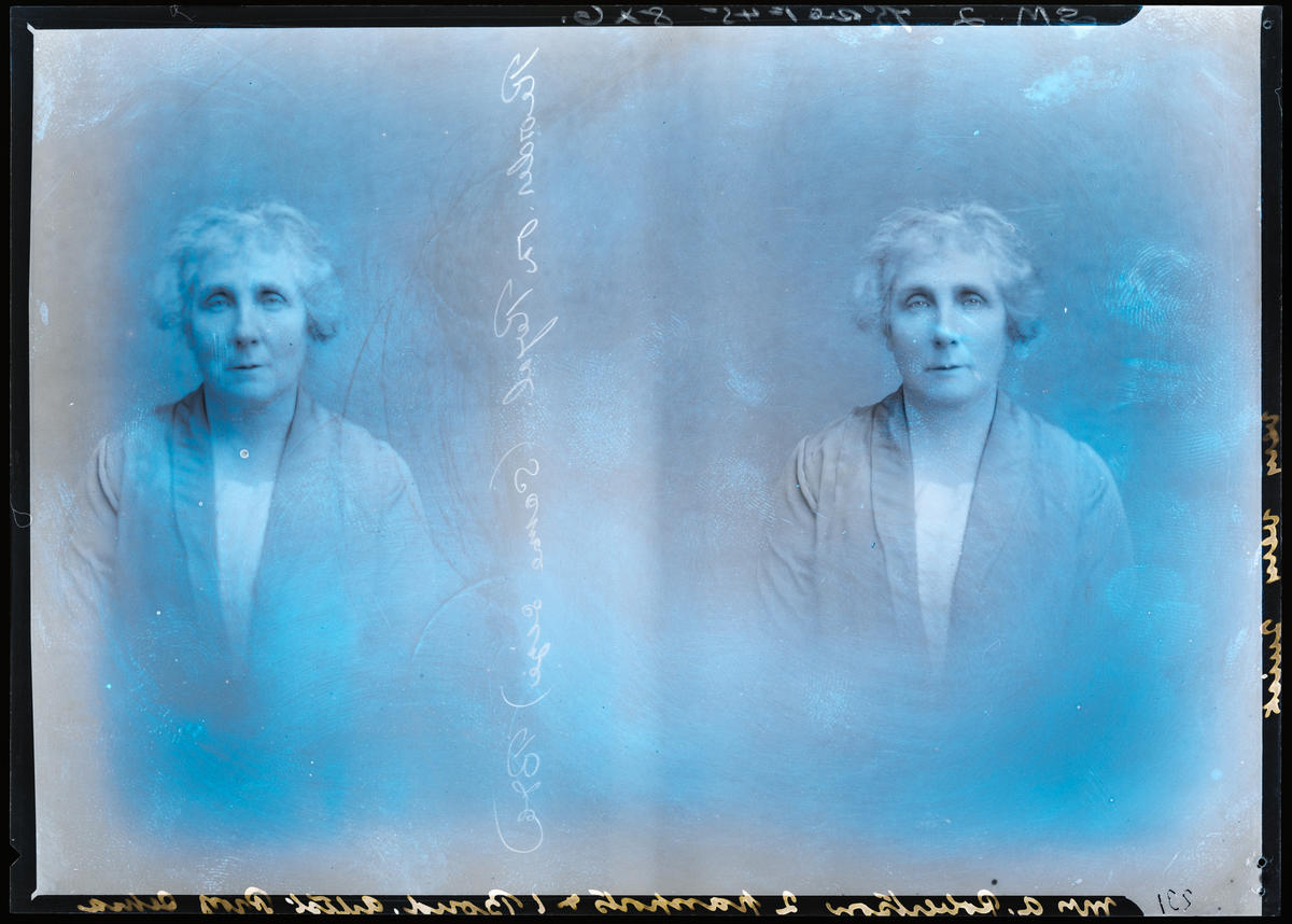 Film Negative: Mrs A Robertson (twin negative) - Canterbury Museum