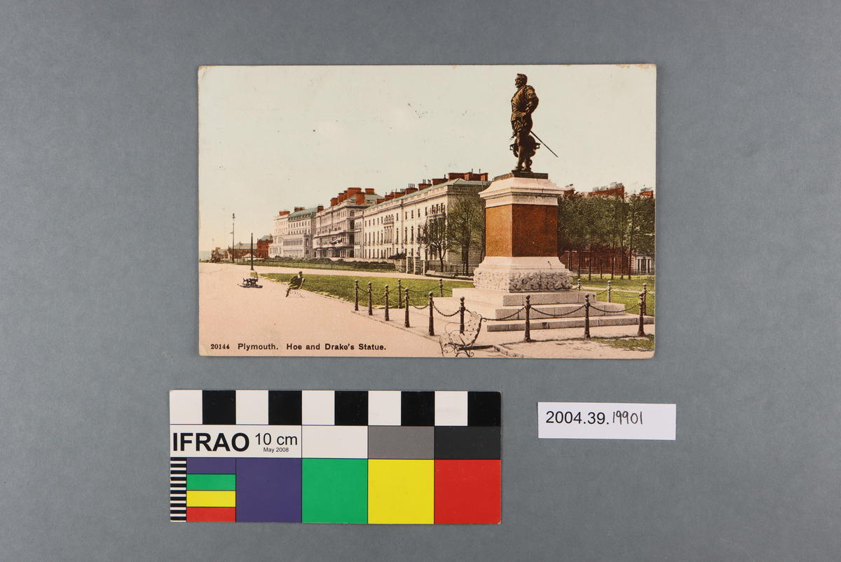 Postcard: Plymouth, Hoe and Drake's Statue - Canterbury Museum