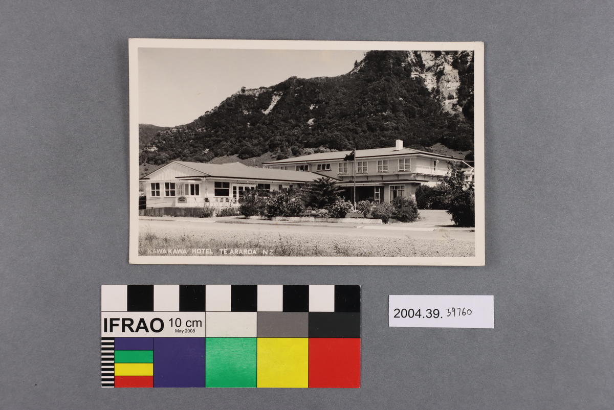 Postcard: Kawakawa Hotel Te Araroa NZ - Canterbury Museum