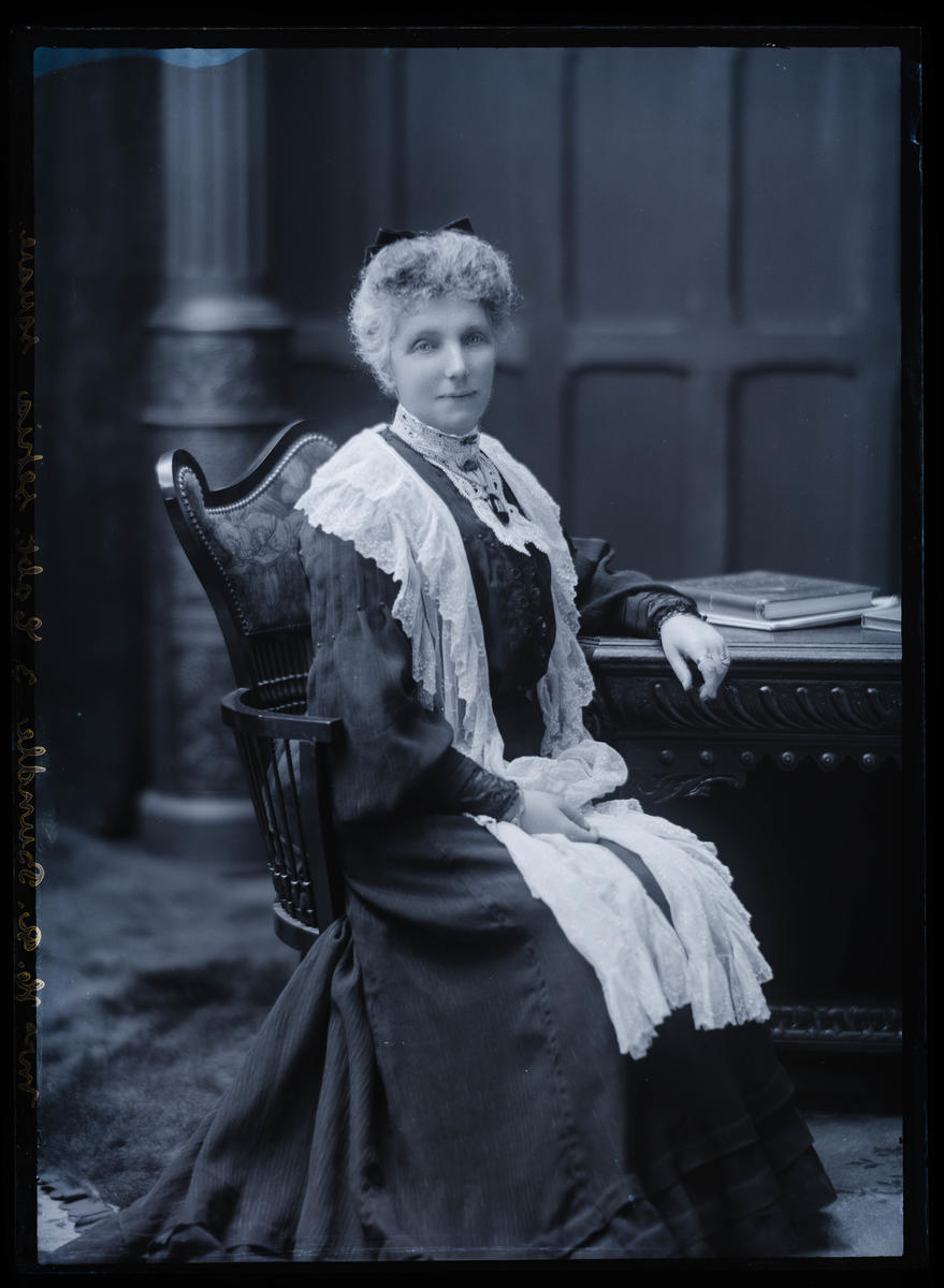 Glass Plate Negative: Mrs H R Bundle - Canterbury Museum