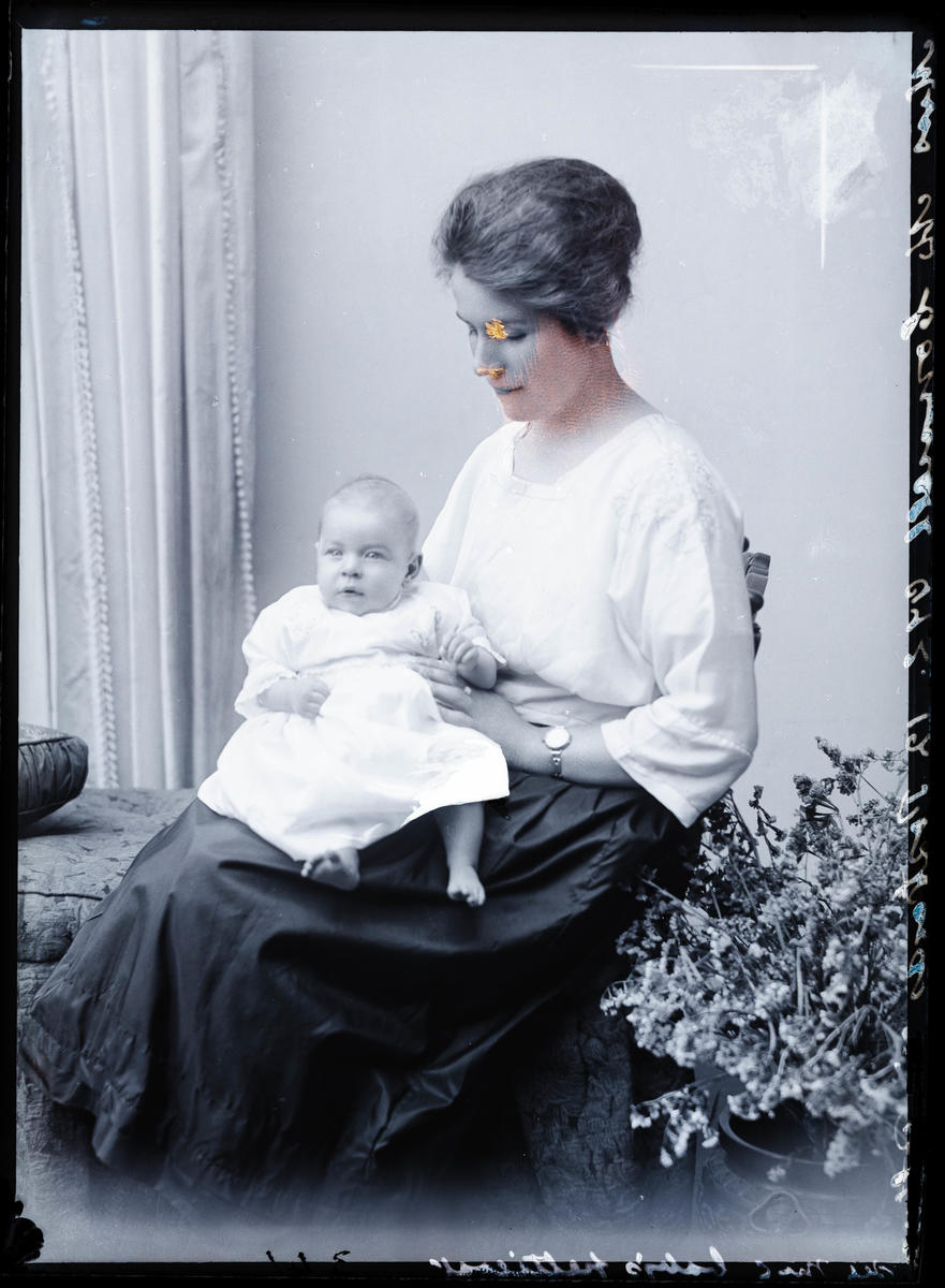 Glass Plate Negative: Miss M Connell and baby - Canterbury Museum