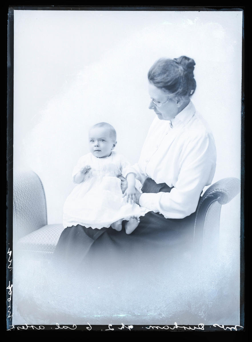 Glass Plate Negative: Mrs Durham and baby - Canterbury Museum