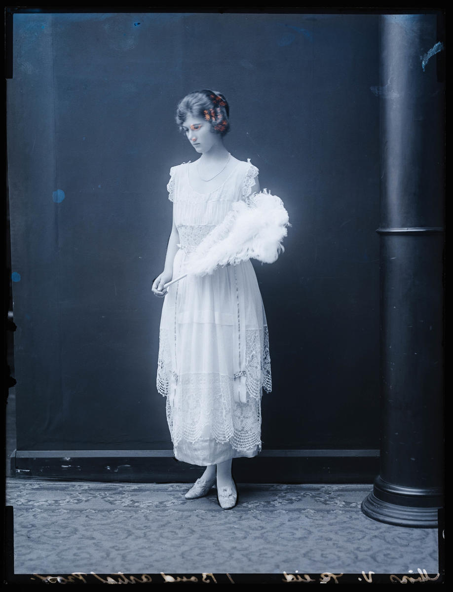 Glass Plate Negative: Miss V Reid - Canterbury Museum