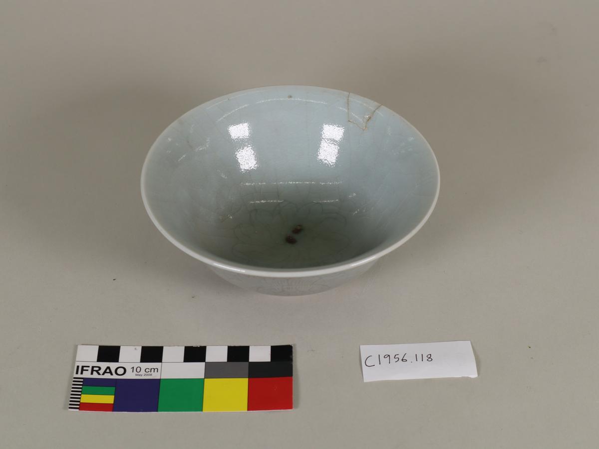 Light blue bowl - Canterbury Museum