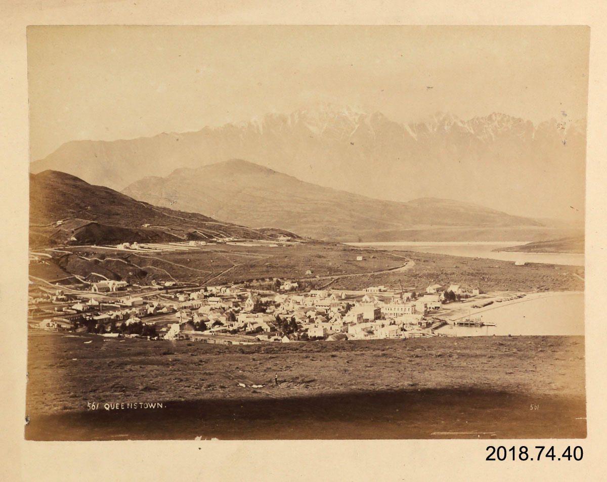 Photograph: Queenstown - Canterbury Museum